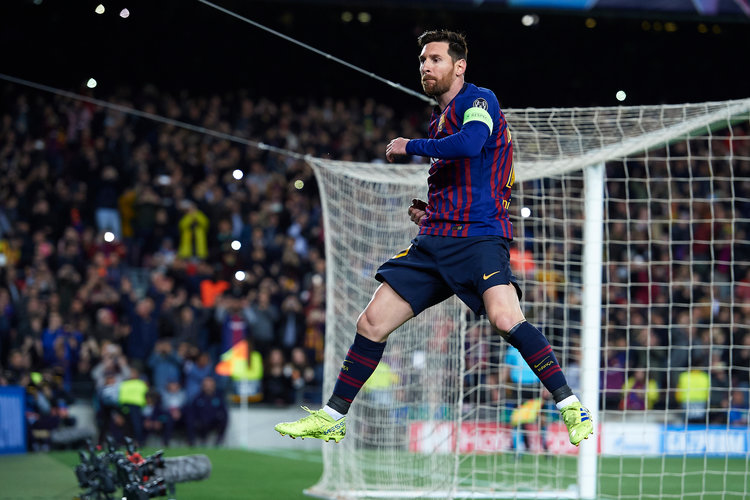 Watch: Messi hat-trick earns standing ovation from Betis fans - Soccer24