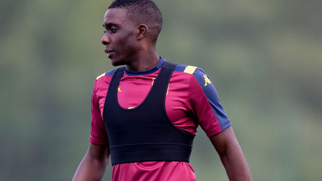 Marvelous Nakamba spotted at Aston Villa preseason training as he ...