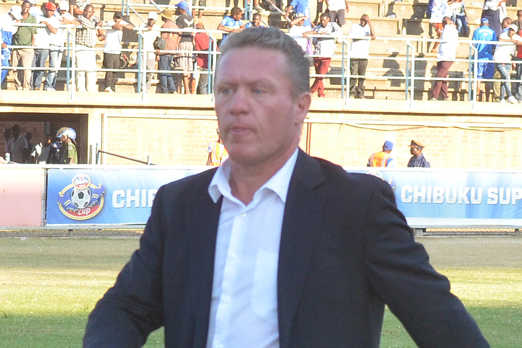 Pieter De Jongh begins second tenure at Highlanders after getting work ...