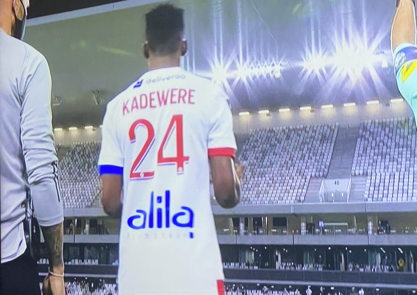 Tino finally makes OL competitive debut - Soccer24