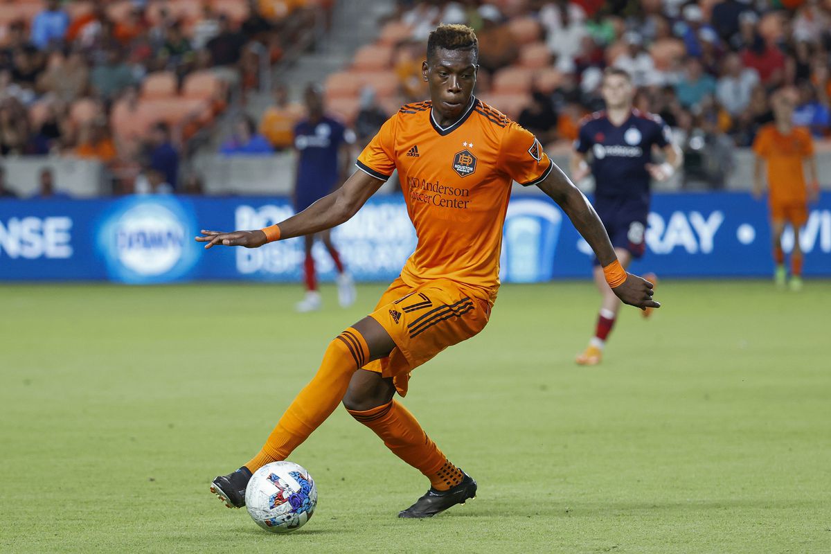 Houston Dynamo post tribute to Teenage Hadebe who's leaving the club ...