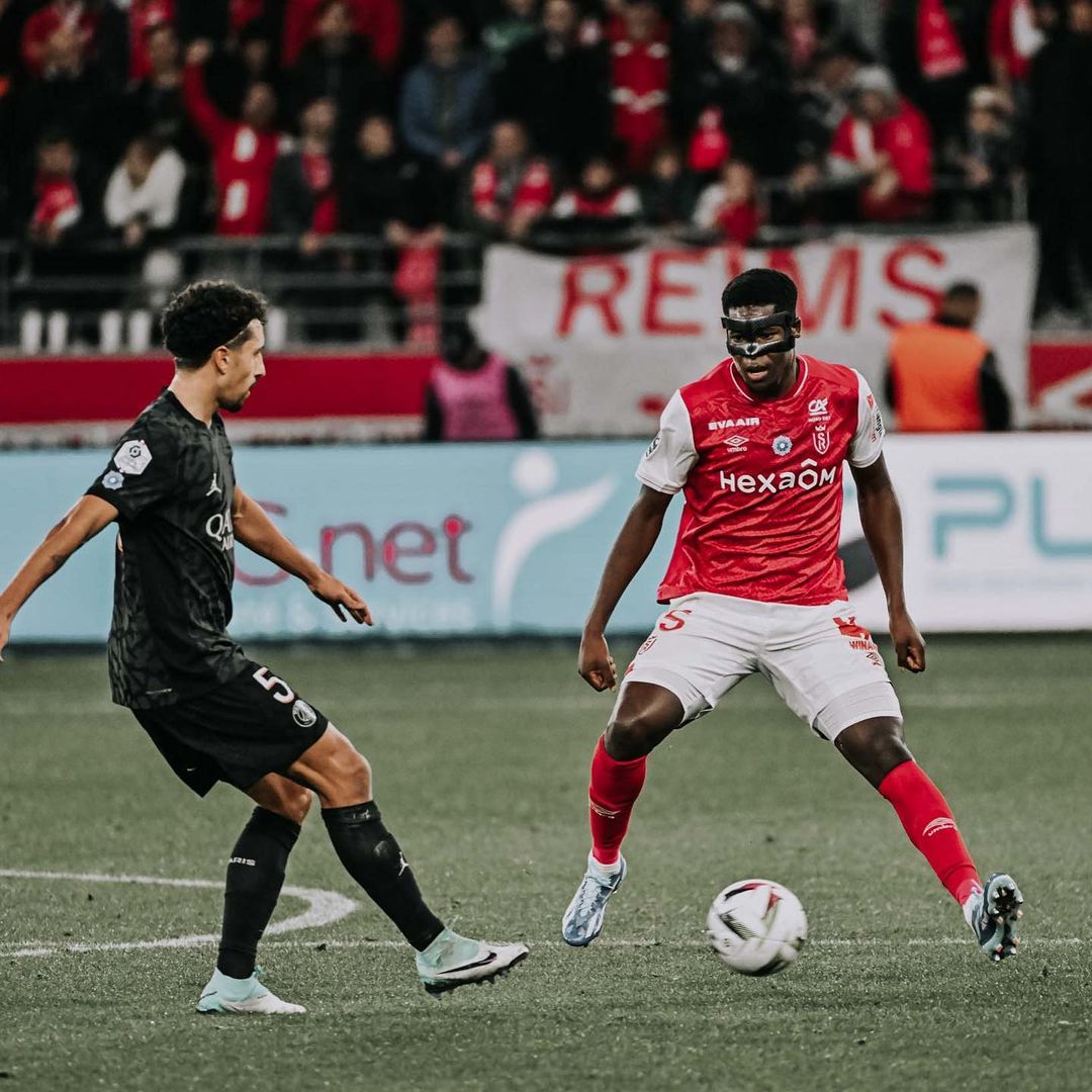 Masked Marshall Munetsi played in unfamiliar position on return from injury - Soccer24