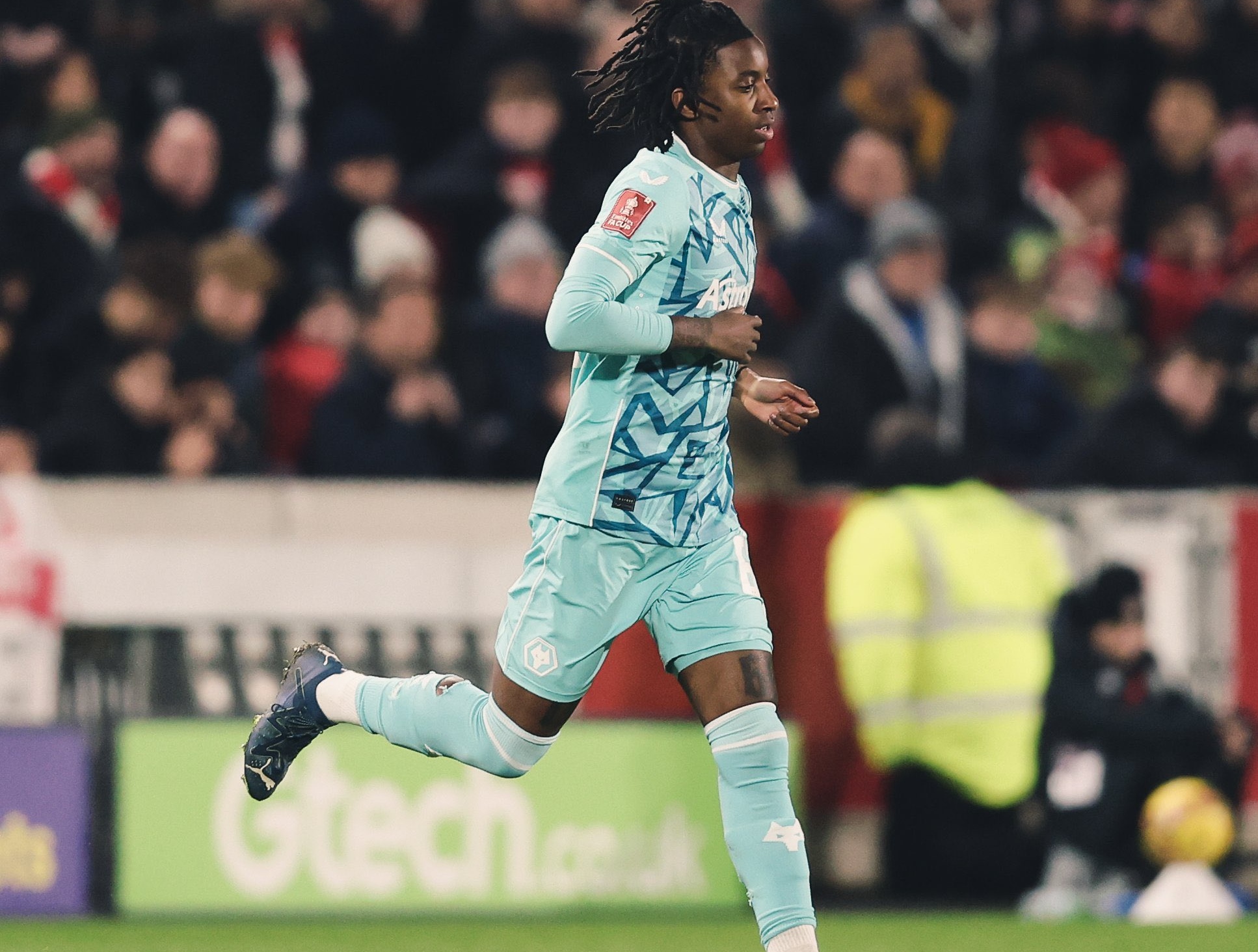 Zim youngster Tawanda Chirewa makes EPL debut - Soccer24