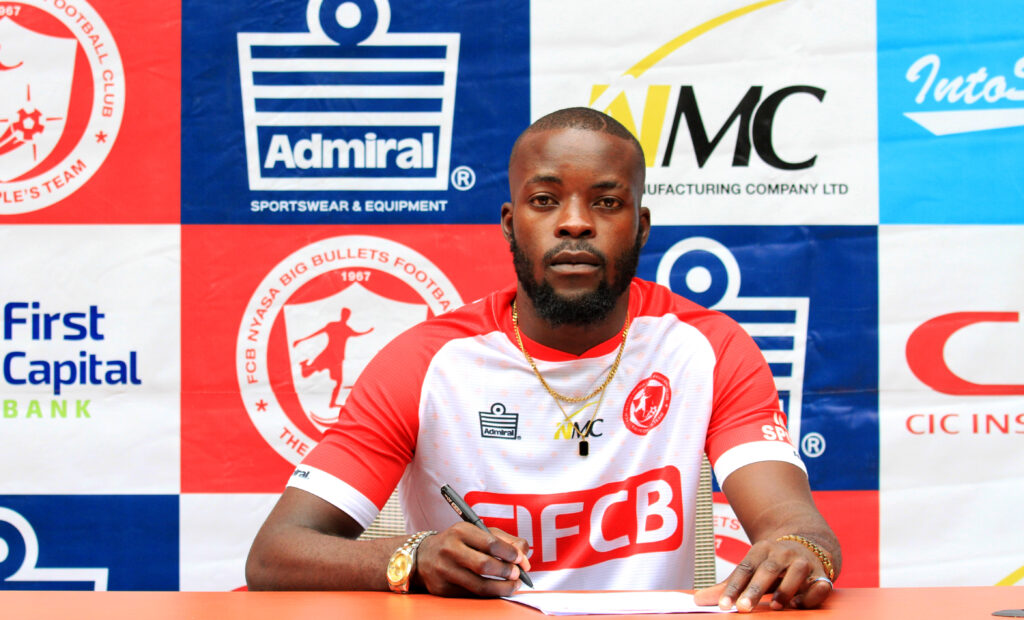 Kalisto Pasuwa signs Zimbabwean defender at Nyasa Big Bullets - Soccer24