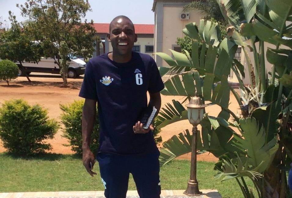 Former CAPS United defender Tapiwa Kumbuyani dies aged 41 - Soccer24