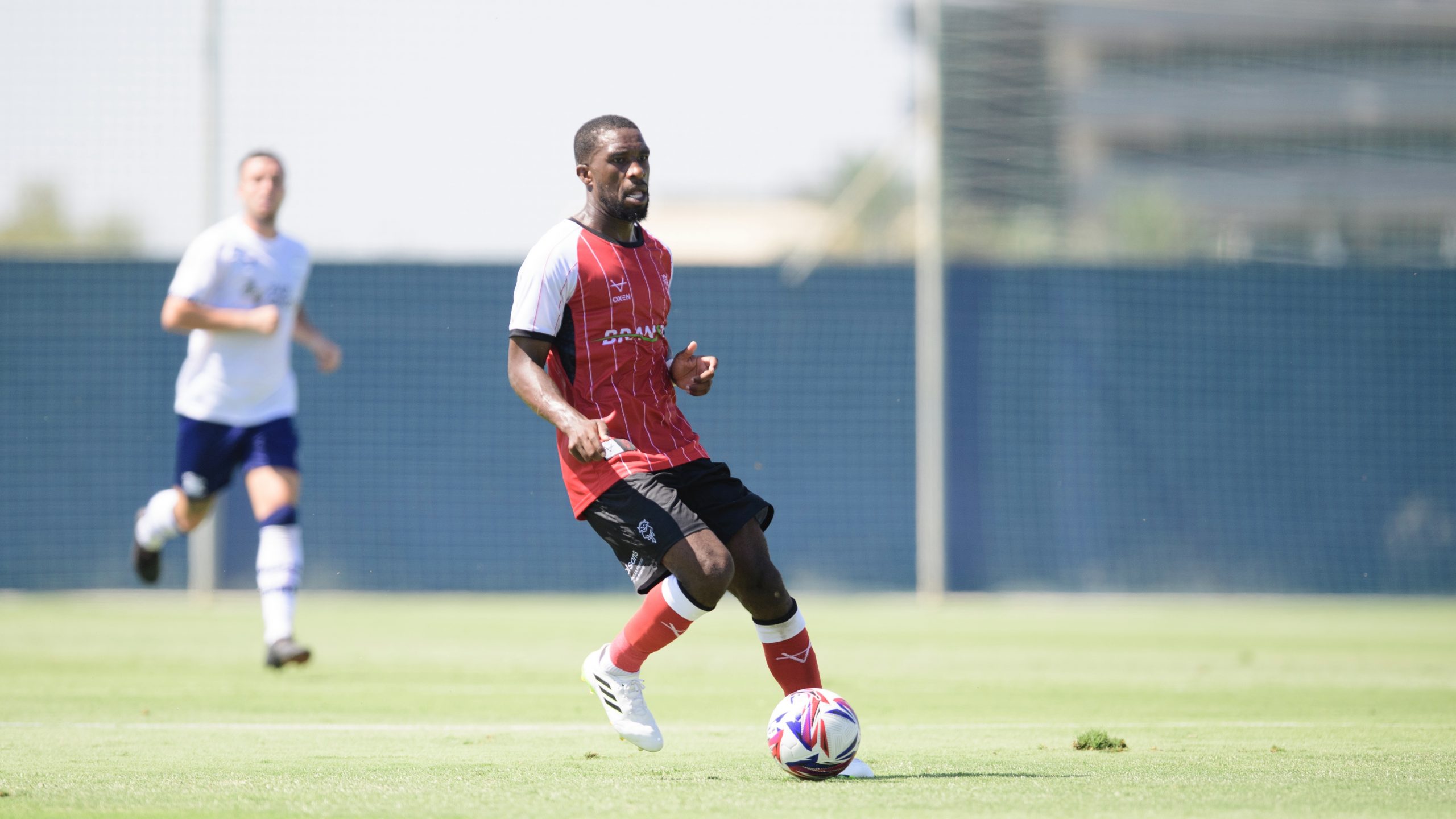 Lincoln City coach heaps praise on Tendayi Darikwa - Soccer24