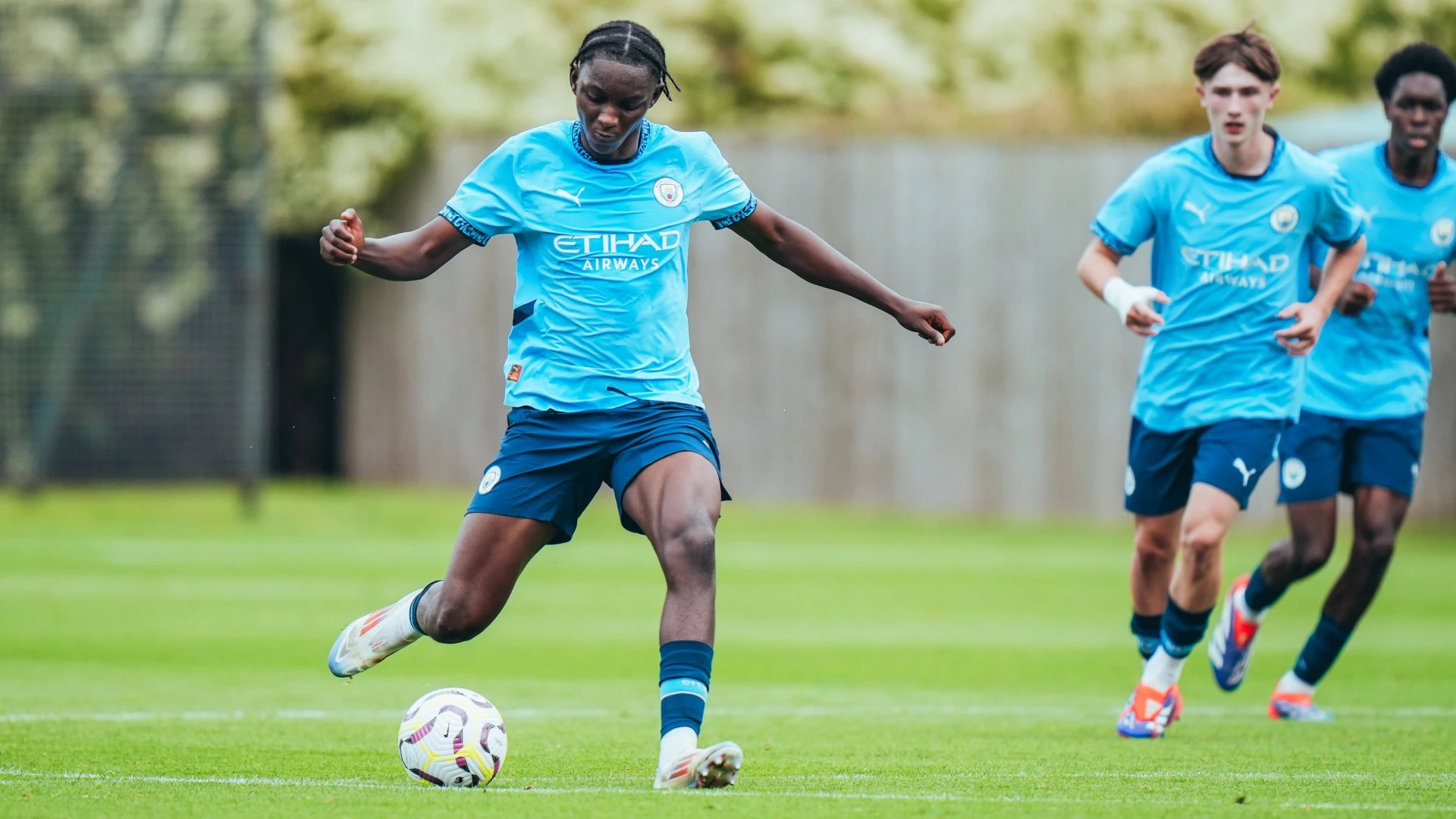 EPL side Fulham on verge of signing Zimbabwean youngster from Man City ...