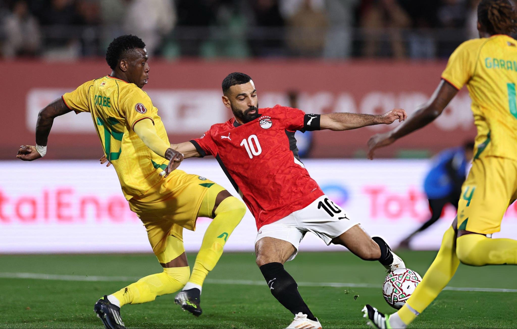 Zimbabwe suffers stoppage-time heartbreak as Egypt win 2–1 in AFCON ...